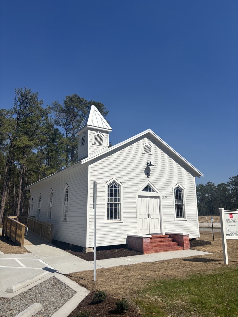 Reaves Chapel Pentoid Tru-Divided Lite Windows - Adams Architectural ...